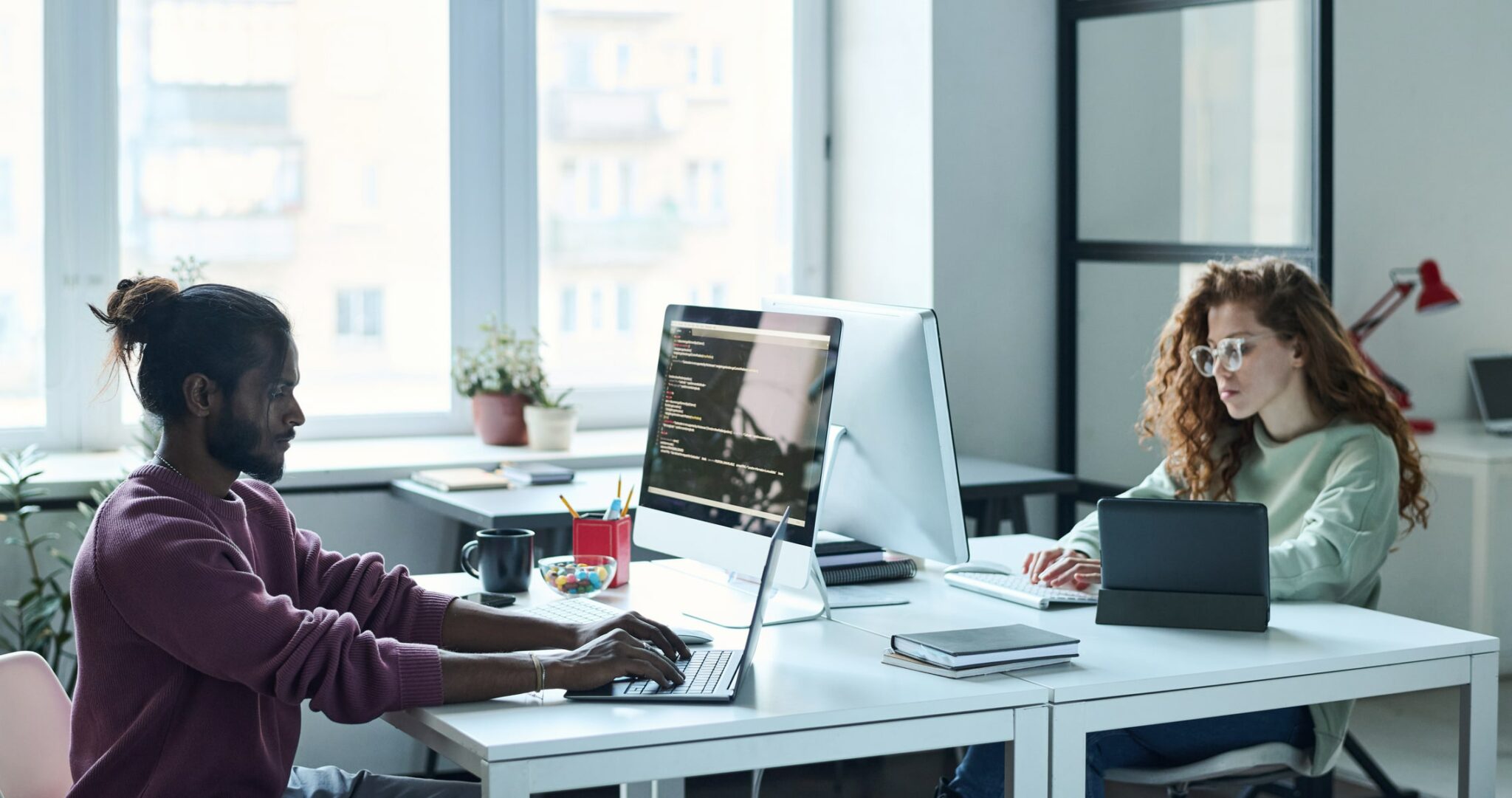 Discover What an IT Support Specialist Does for Your Business - Parachute